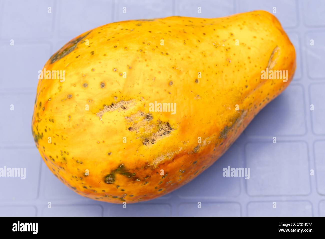 Edible fruit skin hi-res stock photography and images - Alamy