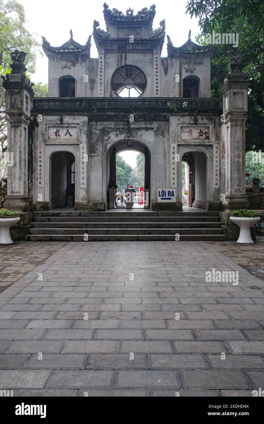 29 vietnamese landscape hi-res stock photography and images - Alamy