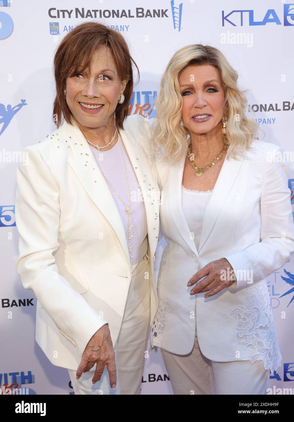 LOS ANGELES, CA - JUNE 22: Michele Lee, Donna Mills at Project Angel ...