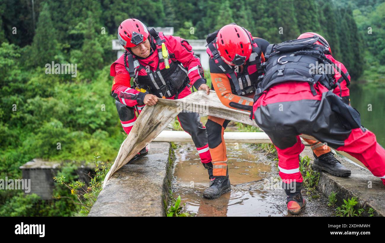 Ponding area hi-res stock photography and images - Alamy