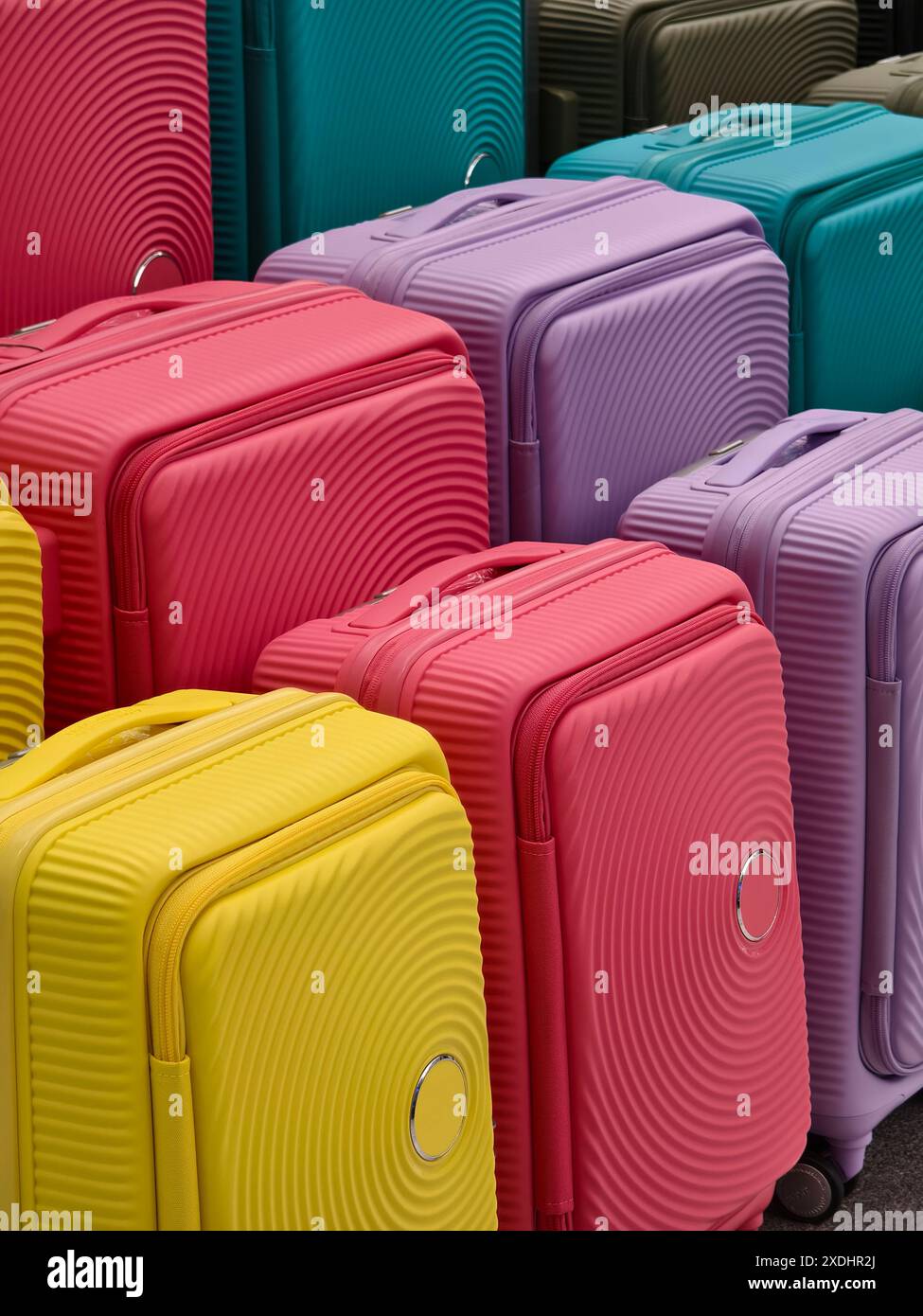 Suitcases pile stacked luggage hi-res stock photography and images - Alamy