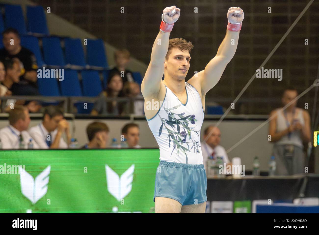 Olympia-Qualifikation im Geräteturnen in Rüsselsheim. Bild: Carlo Hörr ...
