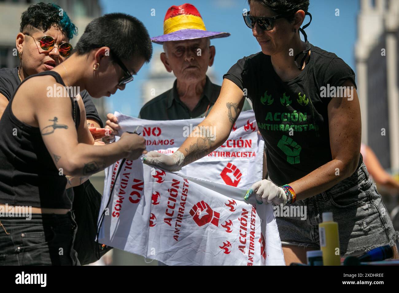 Borders influential women hi-res stock photography and images - Alamy