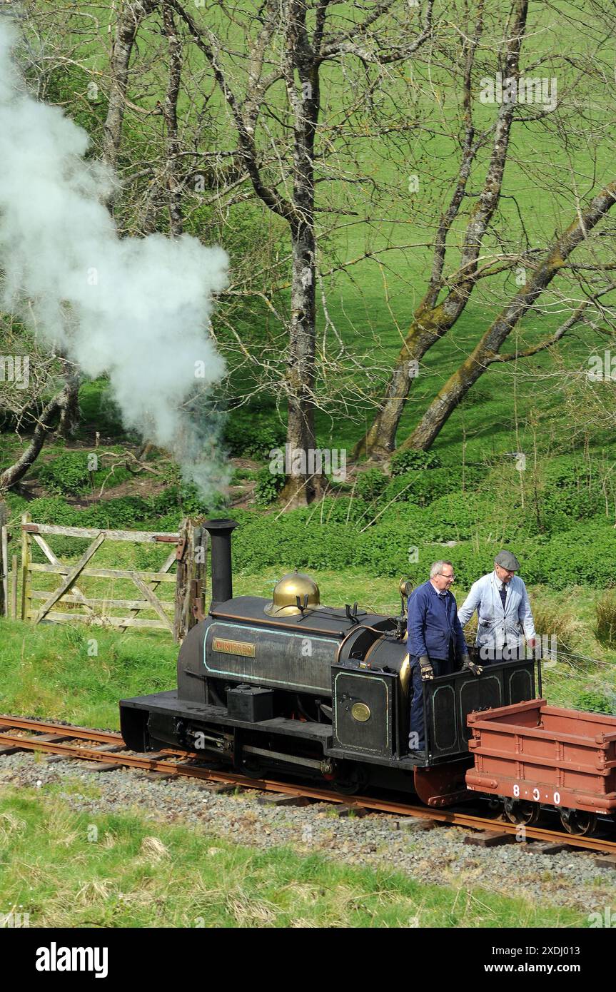 Slate wagons hi-res stock photography and images - Alamy