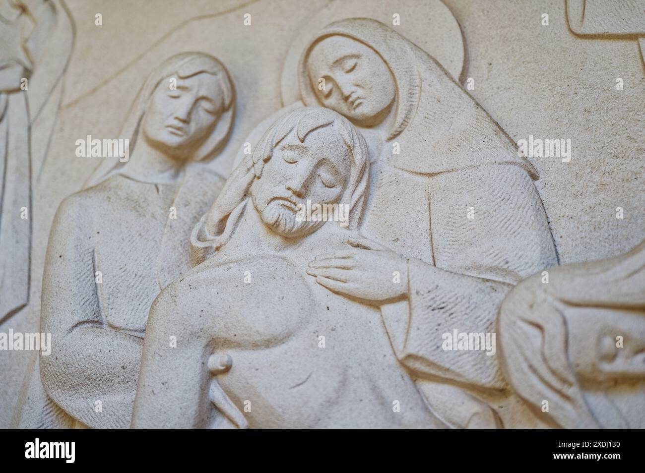 Jesus laid in the tomb hi-res stock photography and images - Alamy