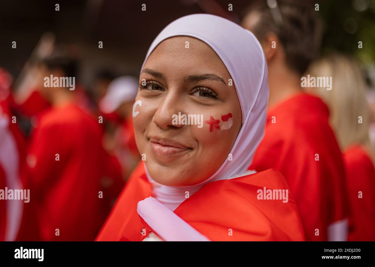 Fans with turkish flag hi-res stock photography and images - Alamy