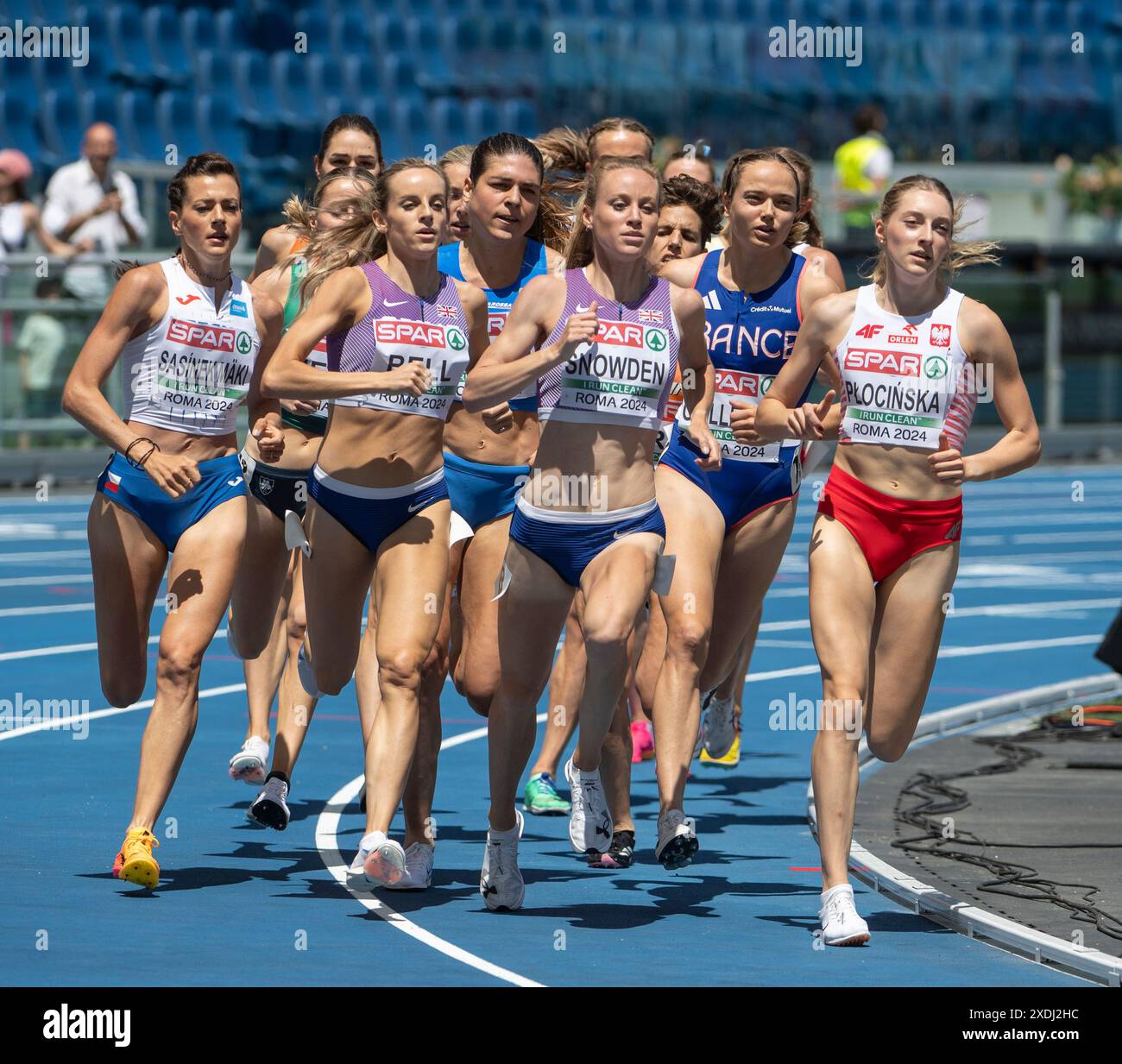 Georgia Bell and Katie Snowden of Great Britain competing in heat two of the womens 1500m at the ...
