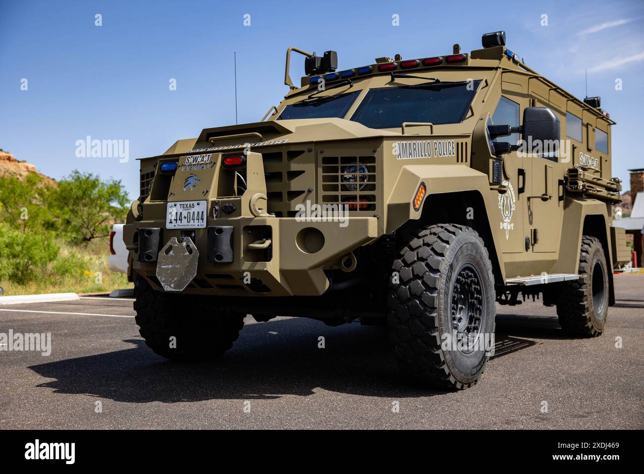 Swat car hi-res stock photography and images - Alamy