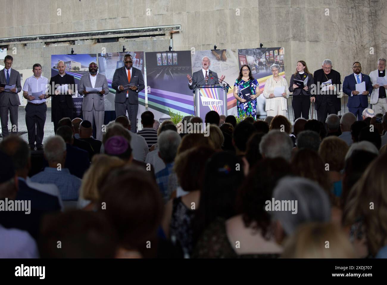 Rabbi Jeffrey Myers, center, Tree of Life congregation and 10/27 ...