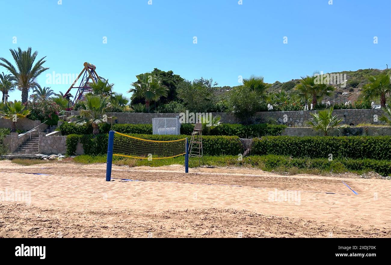 volleyball net hanging on the beach Stock Photo - Alamy