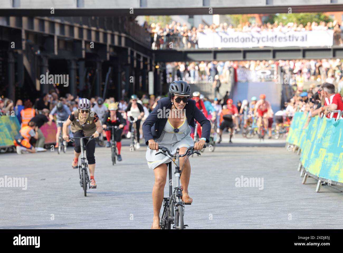 Three day cycling festival, run by VIA Criterium, at Kings Cross over ...