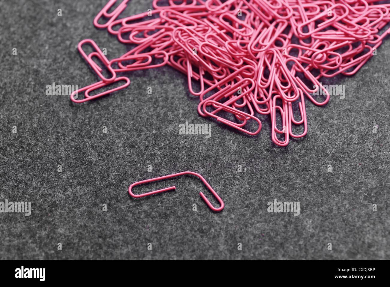 Colorful heap of paper clips - good office background Stock Photo - Alamy