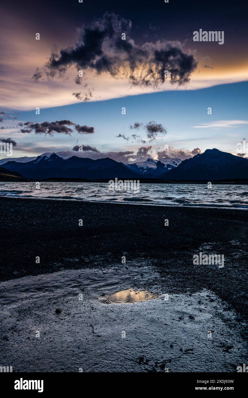 sunset on Lake Roca, El Calafate, Los Glaciares National Park ...