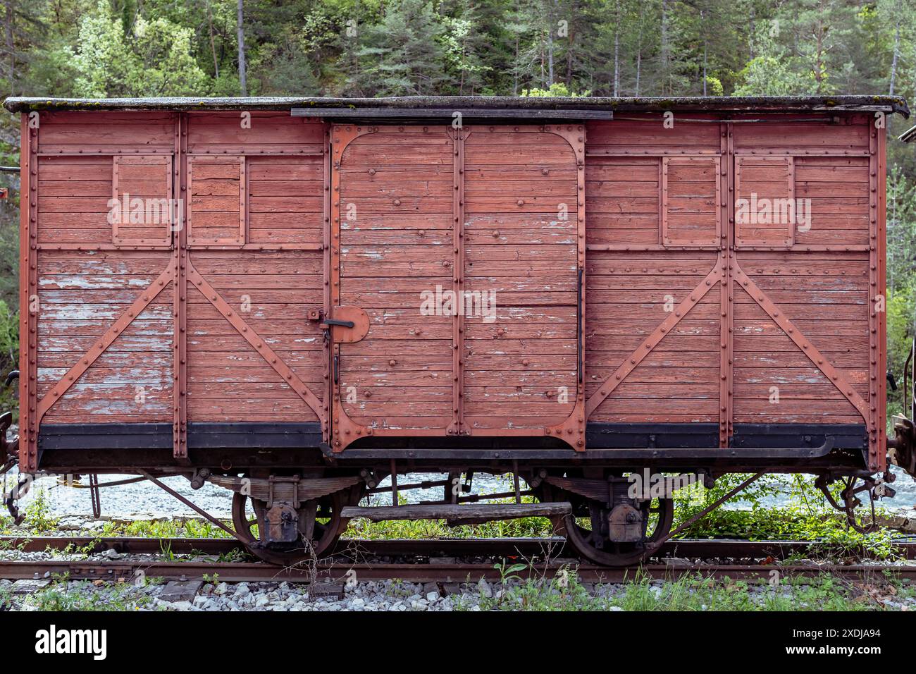 Old French freight train carriage no longer in use Stock Photo - Alamy
