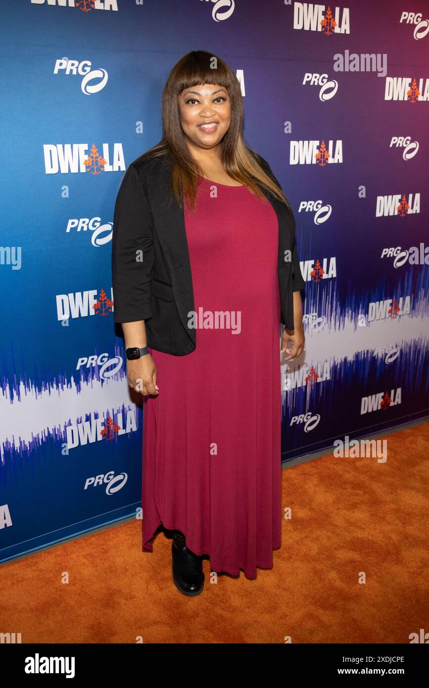 Shyla nibbe hi-res stock photography and images - Alamy