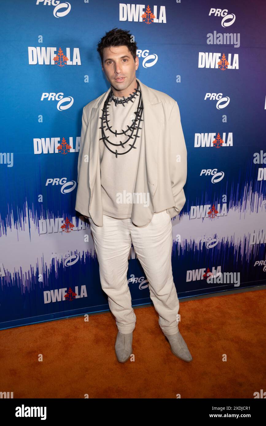 Noah benjamin miller hi-res stock photography and images - Alamy