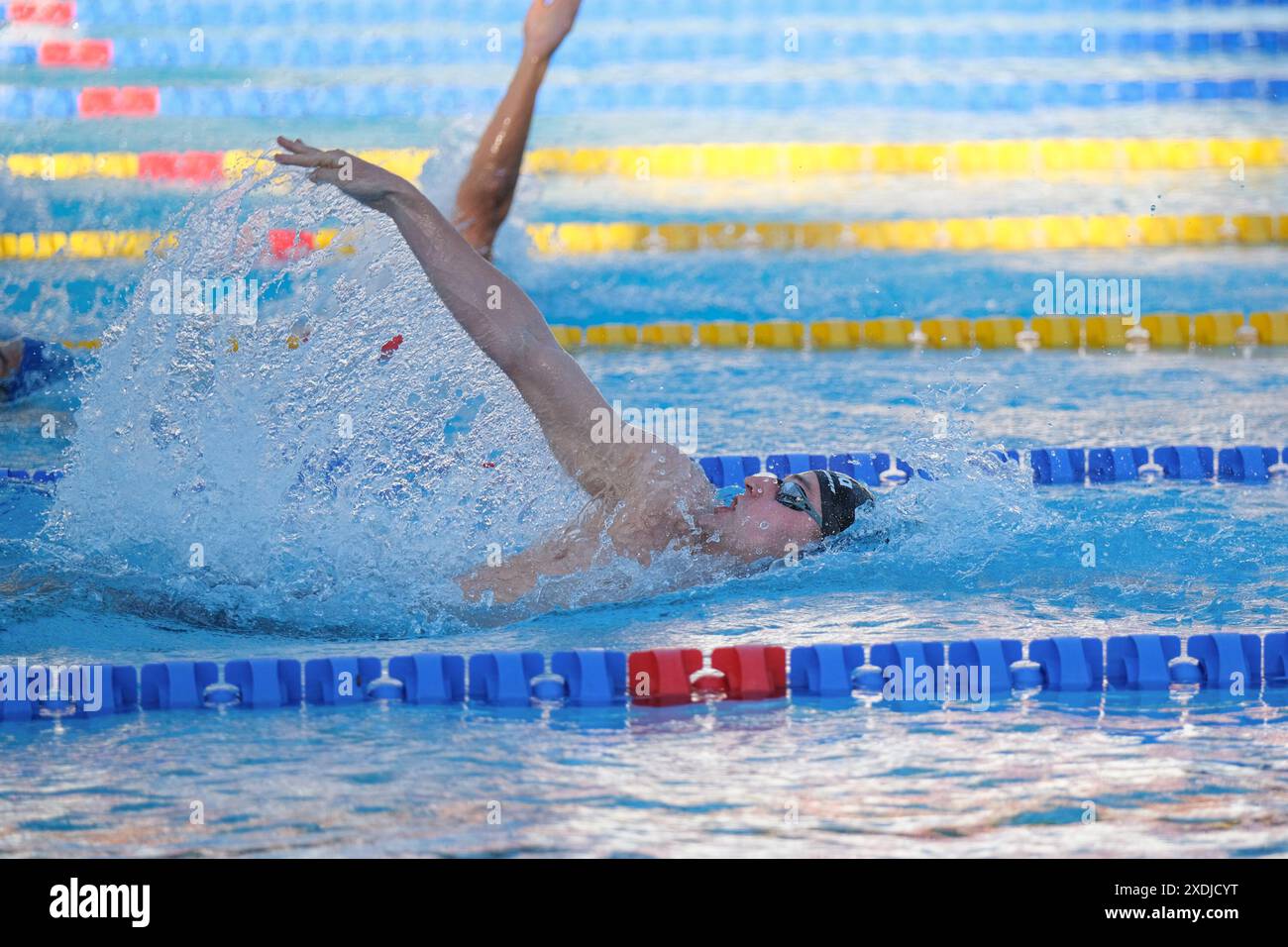 Mens 400m individual medley final b battery hi-res stock photography ...