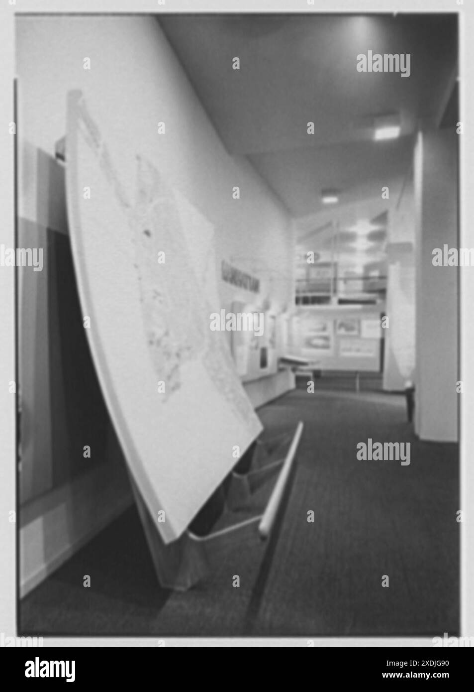 New York City post-war planning exhibit, 500 Park Ave., New York City ...