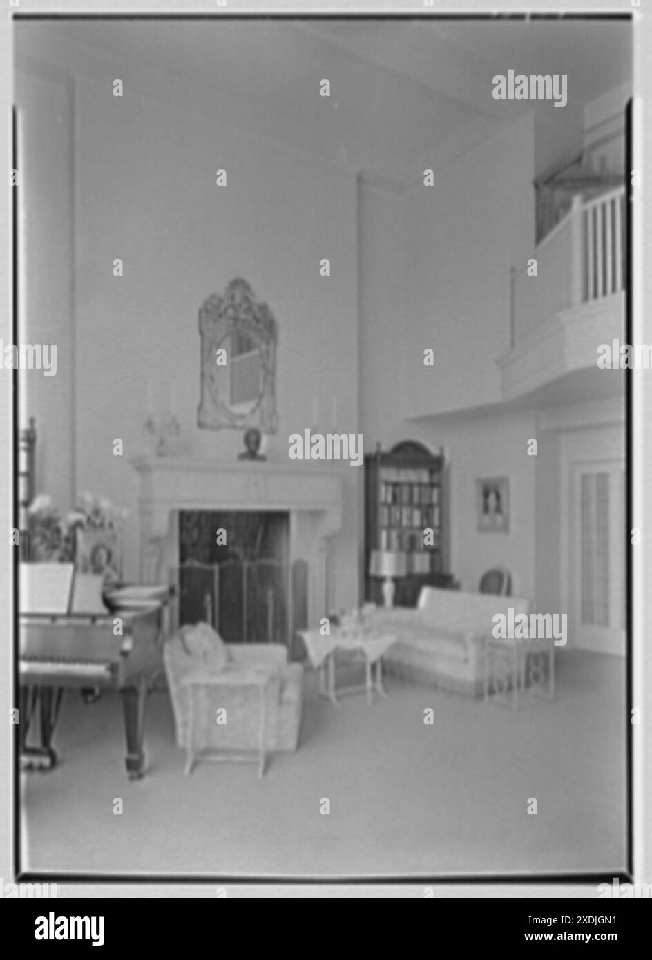 Ellen Ballon, residence at 2 W. 67th St., New York City. Living room ...