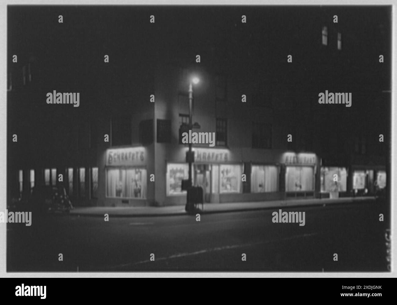 Schrafft's, 1221 Madison Ave., New York City. General exterior at night ...