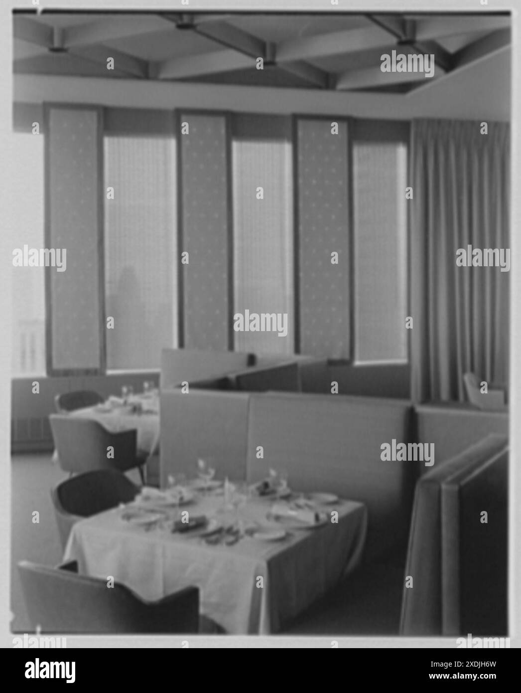 Hemisphere Club, Time-Life Building, Rockefeller Center. Banquette I ...