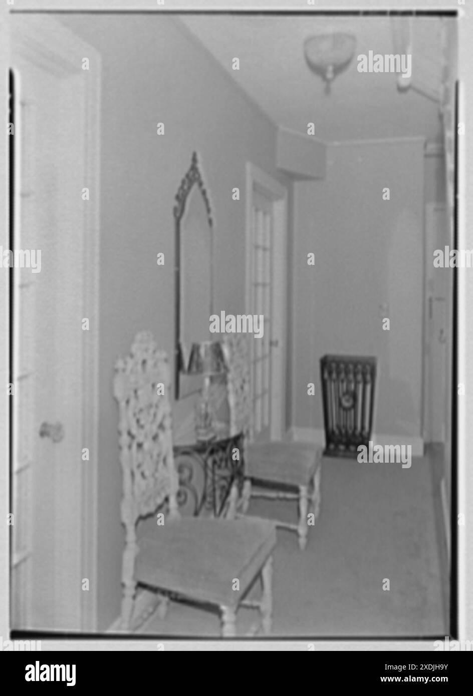 Ellen Ballon, residence at 2 W. 67th St., New York City. Entrance hall ...