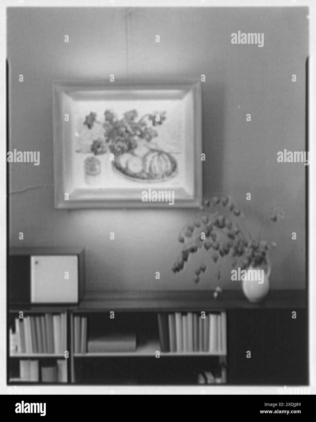 Lightolier picture frames, at Herman Miller. Setup I. Gottscho ...