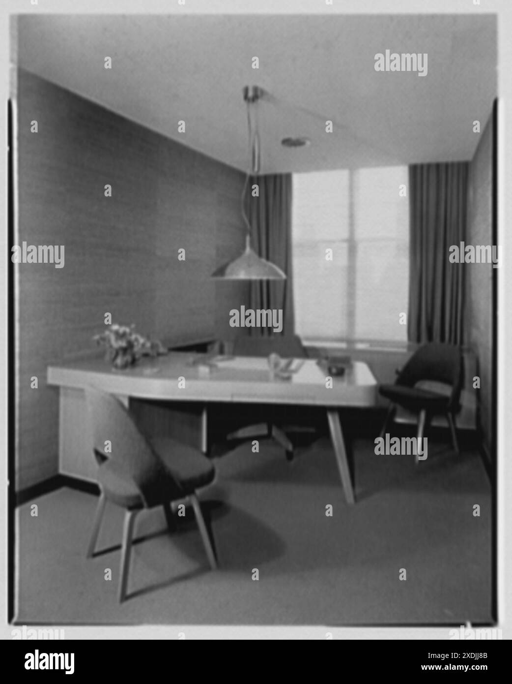 SAPT, Inc., 655 Madison Ave., New York City. Small office. Gottscho ...