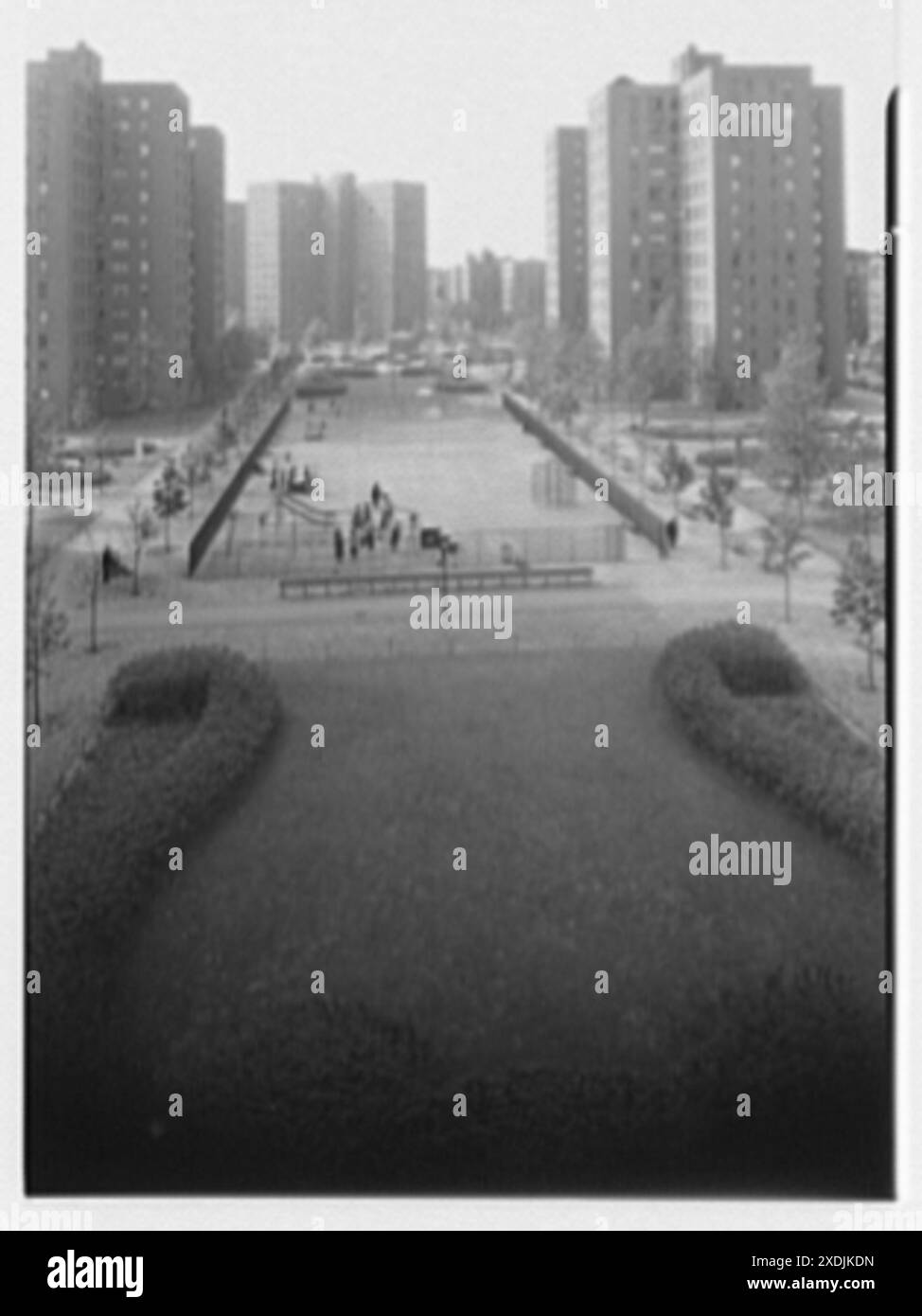 Riverton, Madison Ave., at 135th St., New York City. Plaza, from above ...