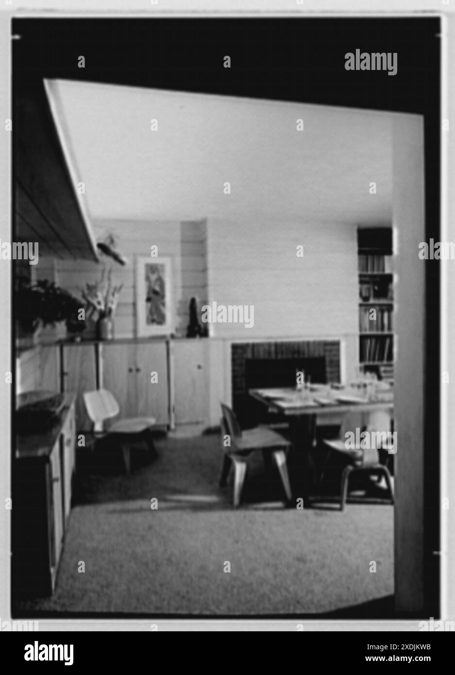 Rudy Bruner, residence at 22 E. 10th St., New York City. Dining room ...