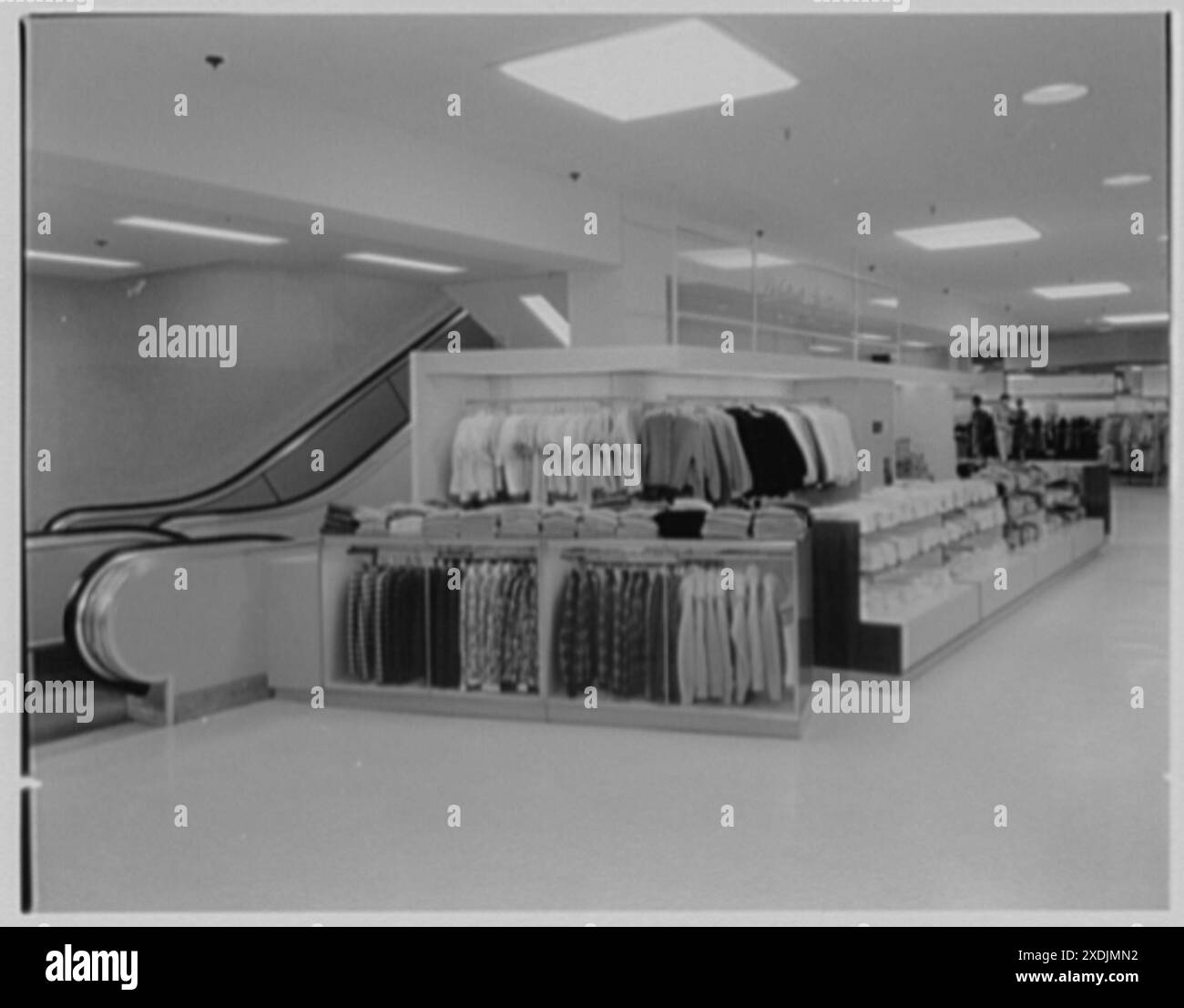 Higbee Department Store, business in Cleveland, Ohio. Debutante ...