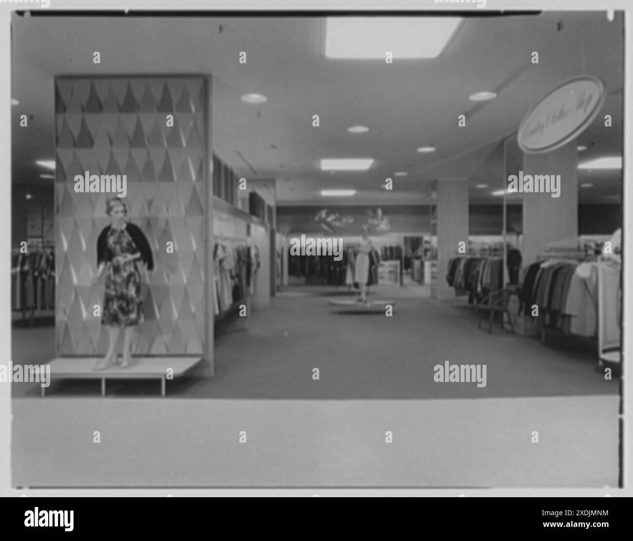 Higbee Department Store, business in Cleveland, Ohio. Country clothes ...