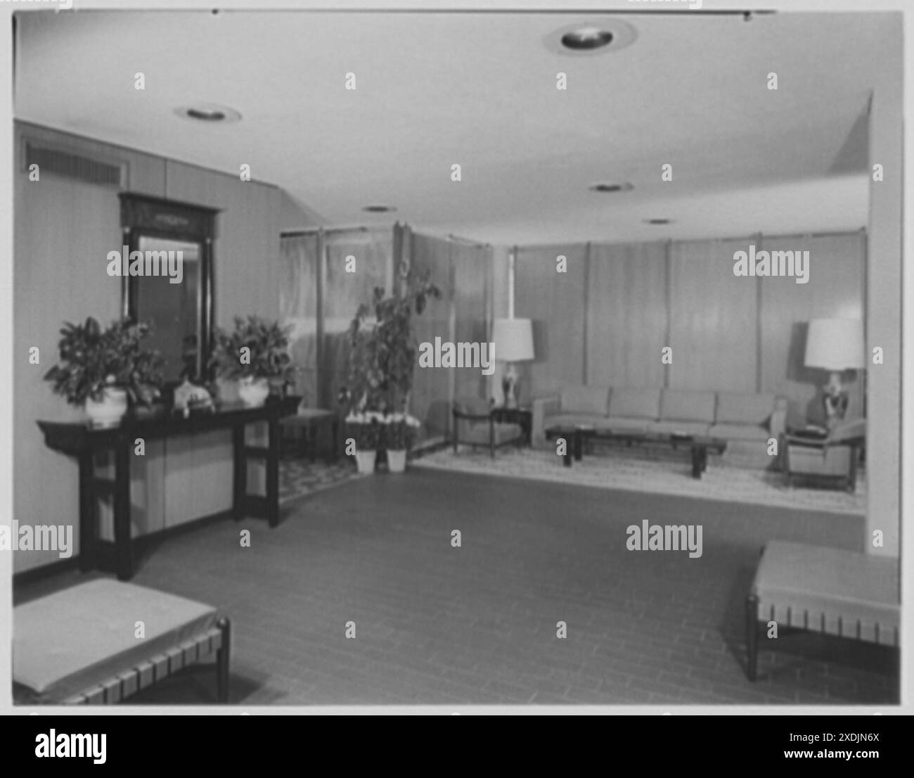 Philadelphia Country Club, Gladwyn, Pennsylvania. Foyer. Gottscho ...