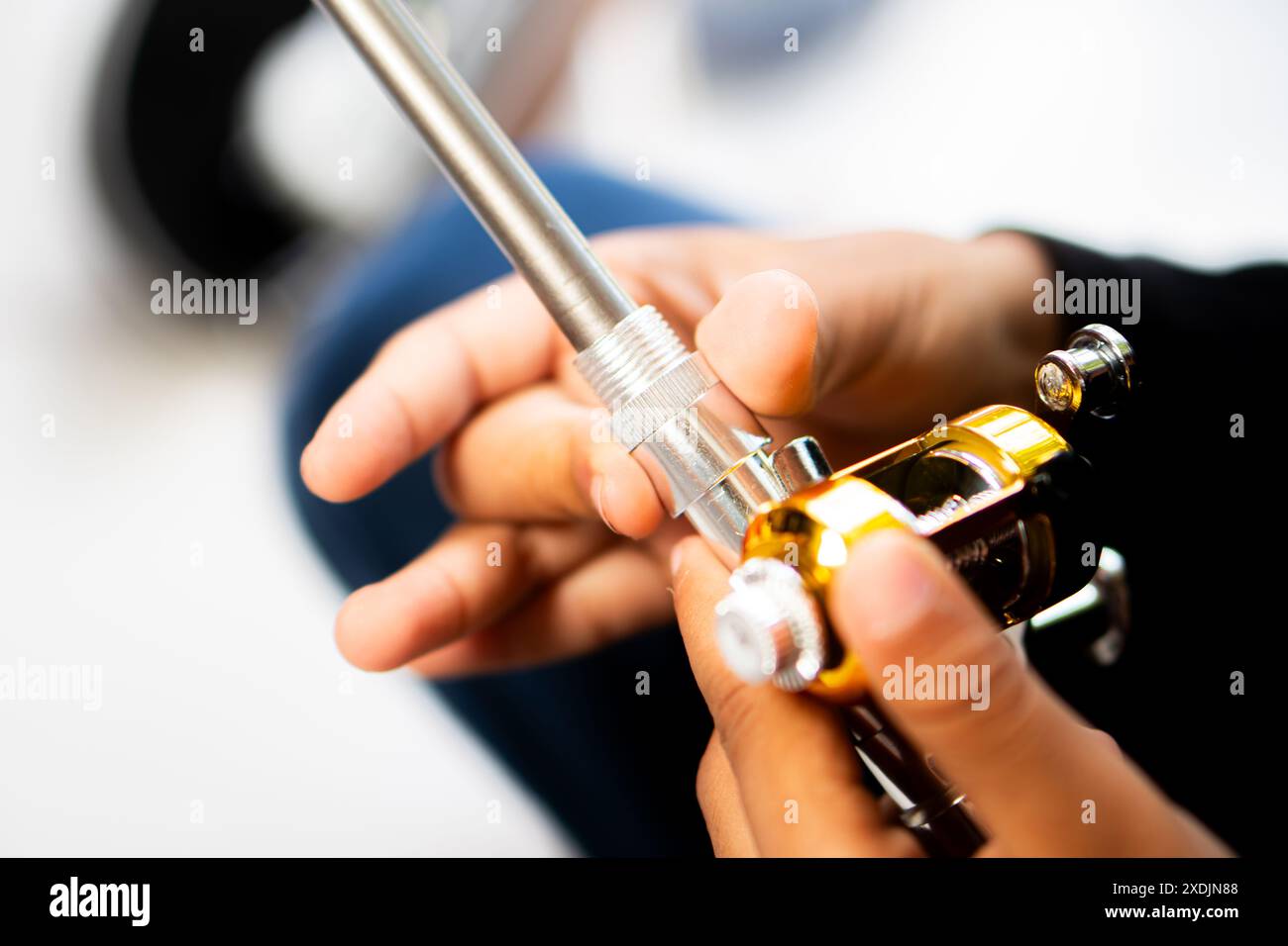 Assembling military equipment hi-res stock photography and images - Alamy