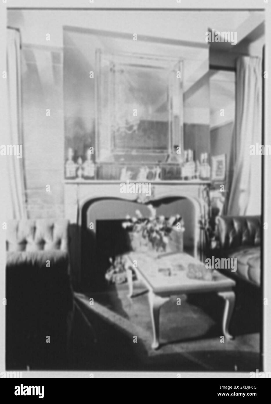 House & garden close-ups, James Pendleton, 230 E. 48th St. Living room ...