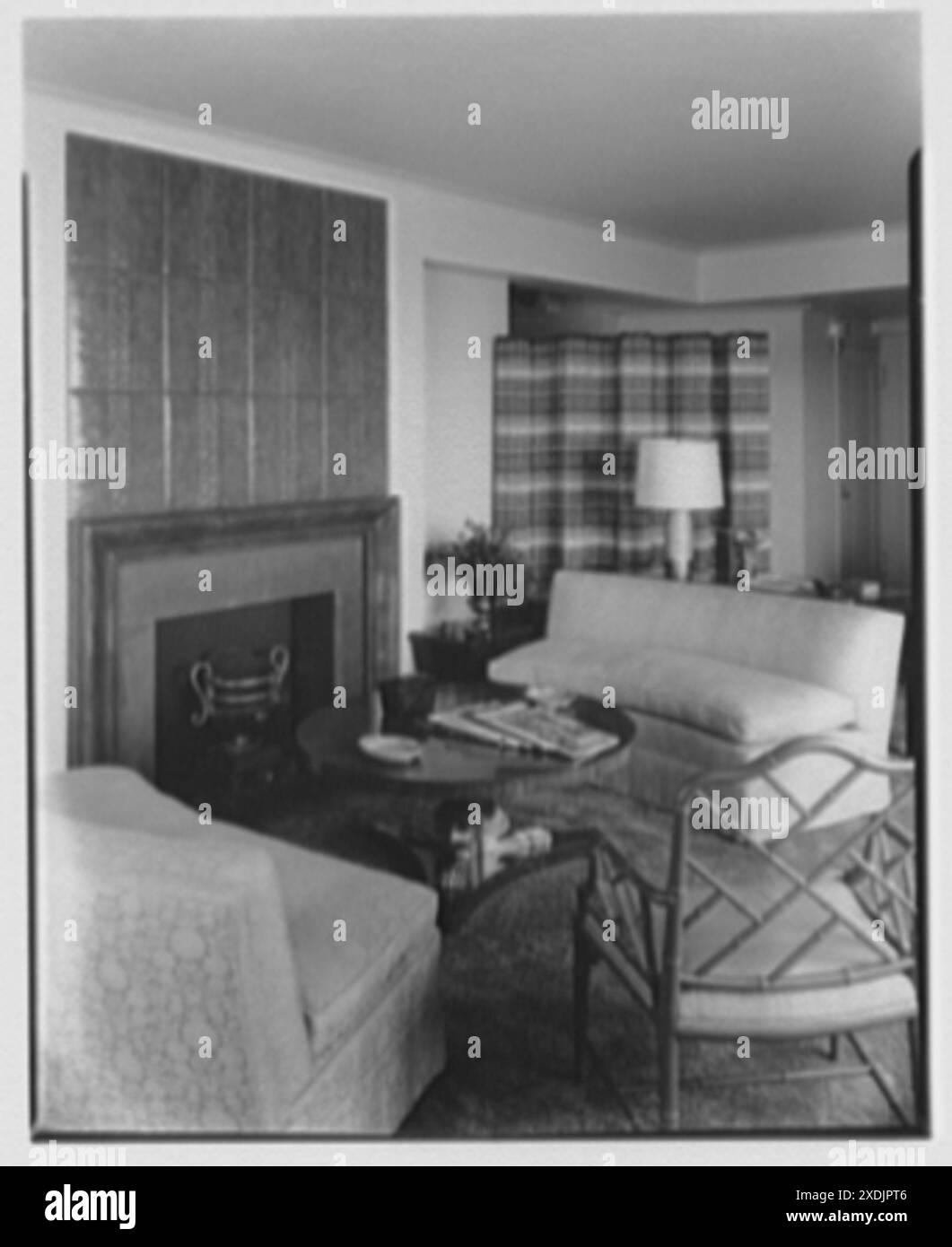Mrs. Thomas Estes, residence at 870 5th Ave., New York City. Living ...