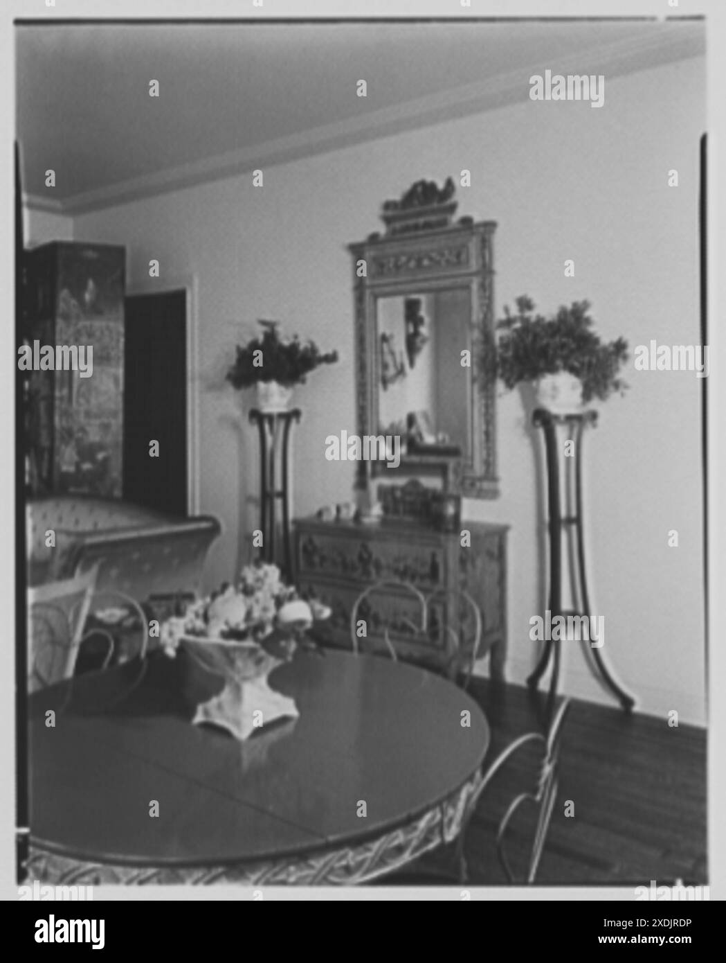Elizabeth Draper, residence at 840 Park Ave., New York City. Table and ...