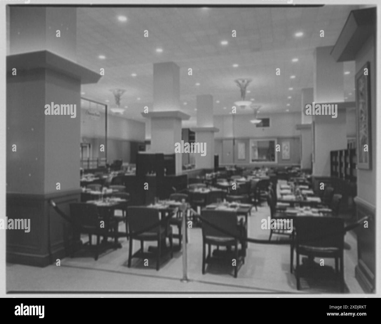 Schrafft's, 48 Broad St., New York. Restaurant, general I. Gottscho ...