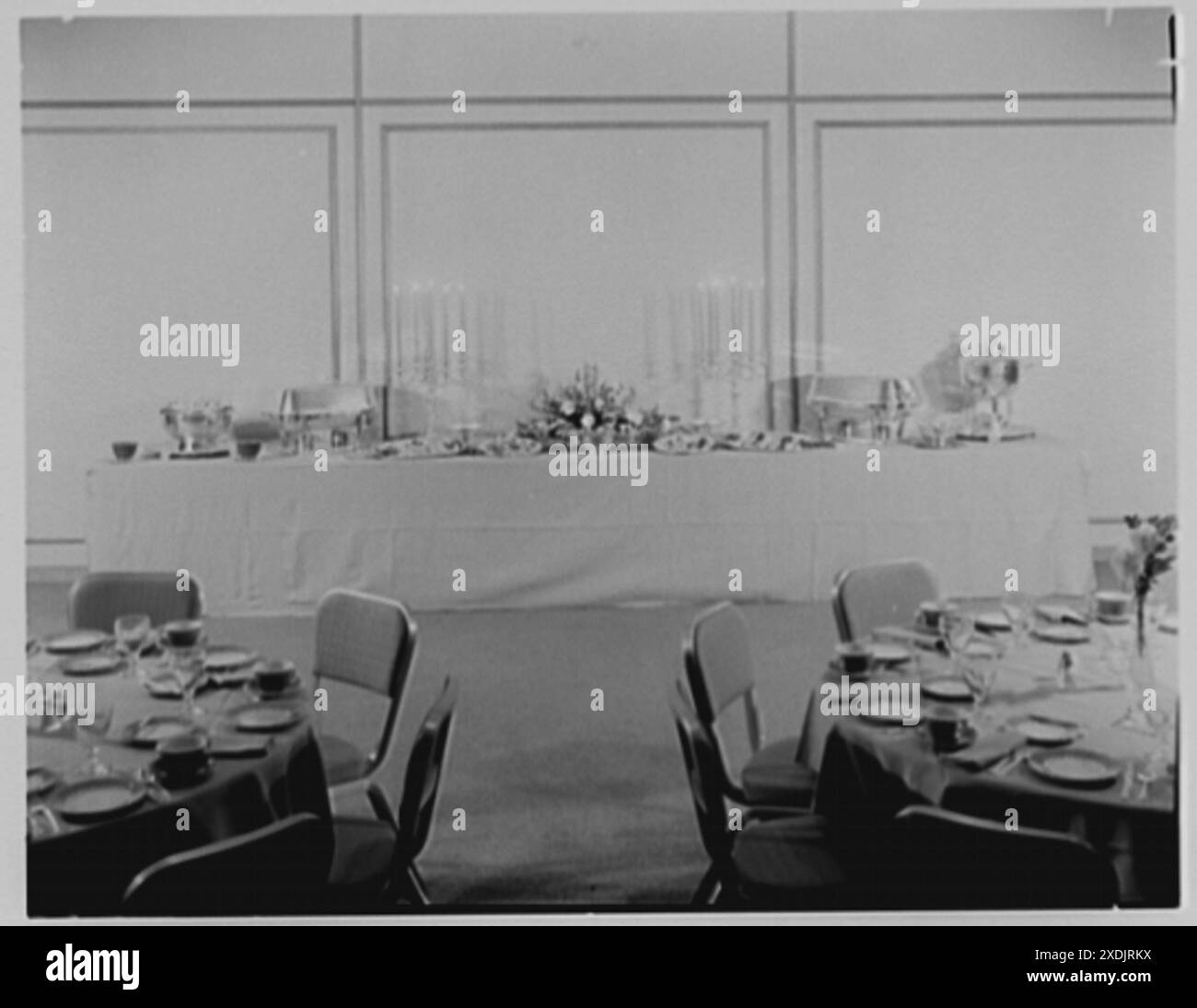 Schrafft's, Eastchester. Buffet. Gottscho-Schleisner Collection Stock ...