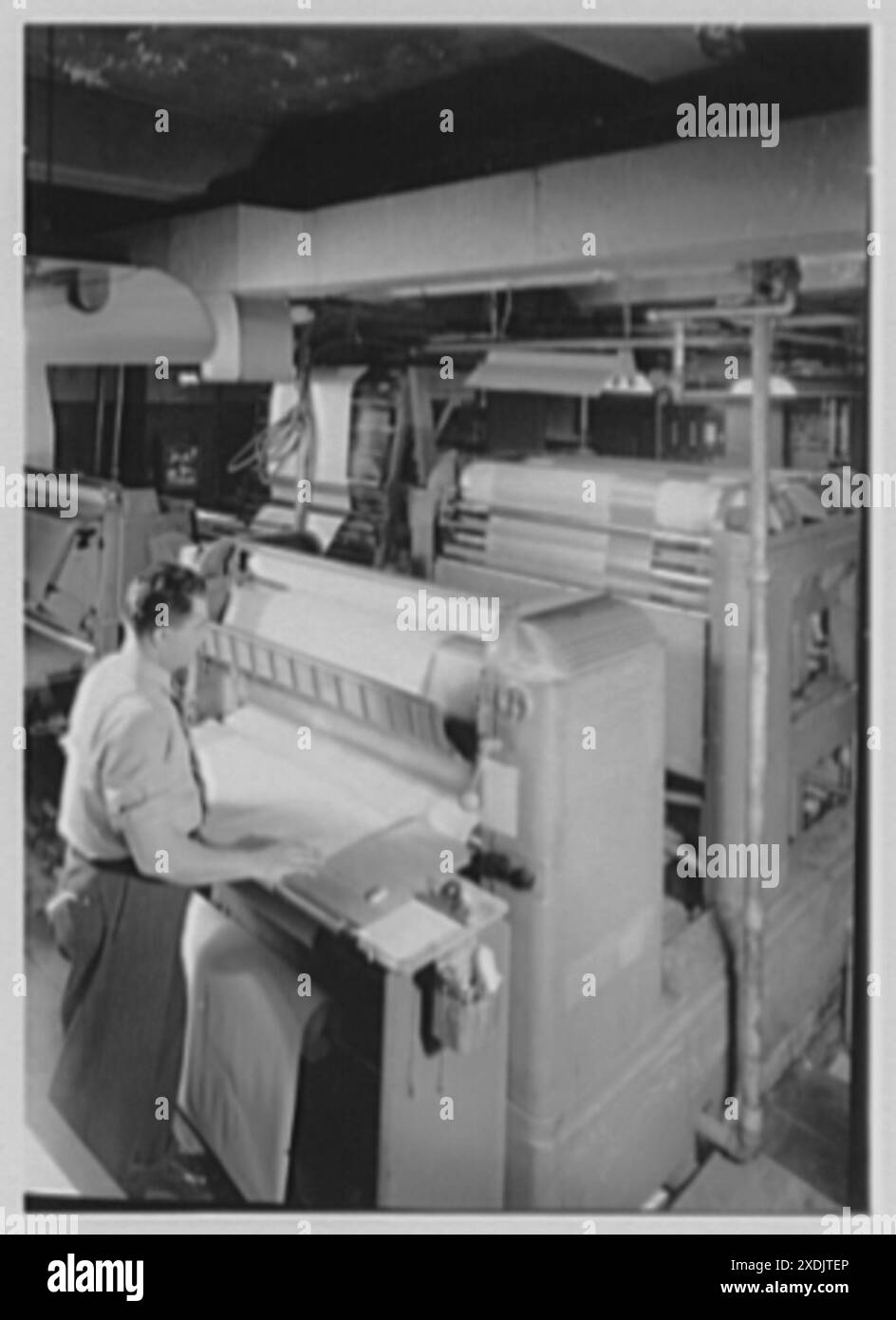Louis Frey Co., Inc., 66 Trinity Pl., New York City. Machines. Gottscho ...
