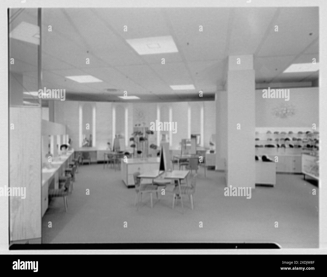 Rich's department store, business in Knoxville, Tennessee. Millinery ...