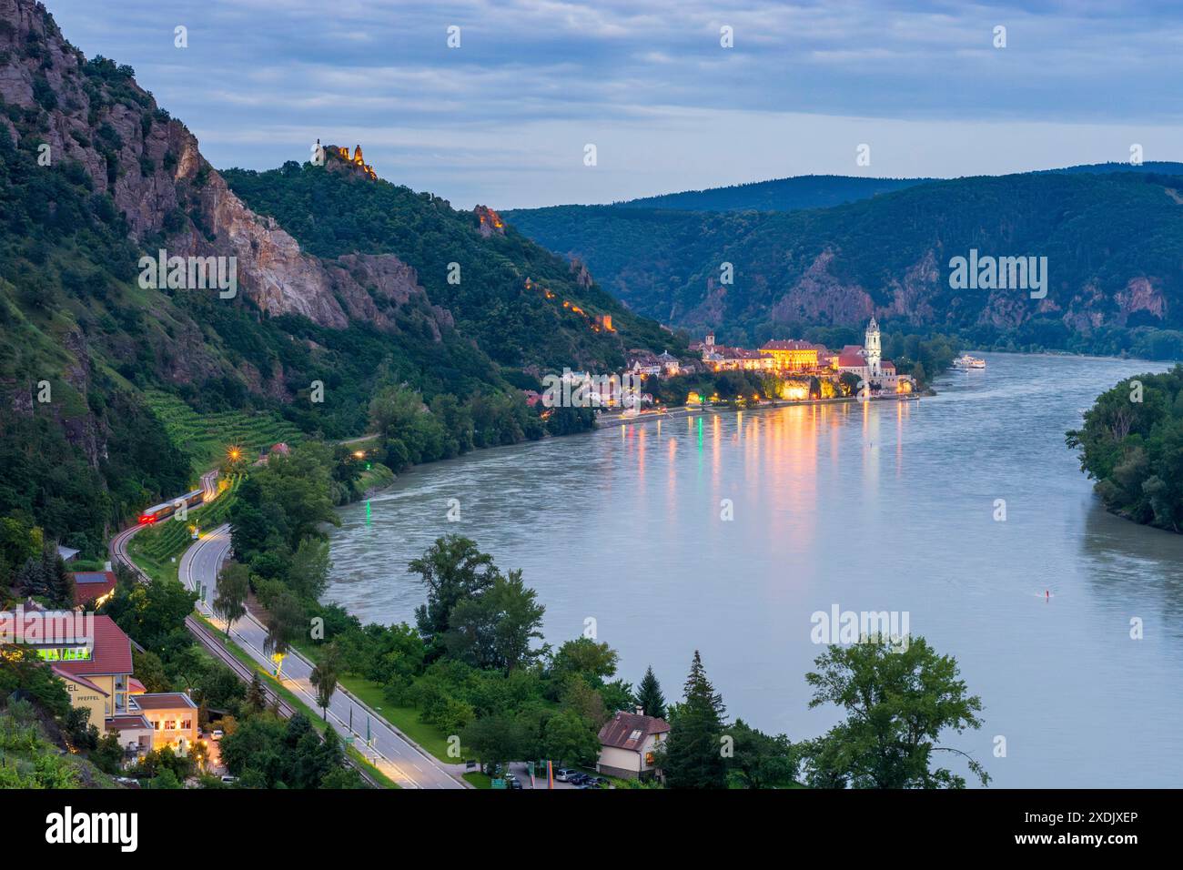 river Donau Danube, Dürnstein Castle, Dürnstein Old Town, Dürnstein ...