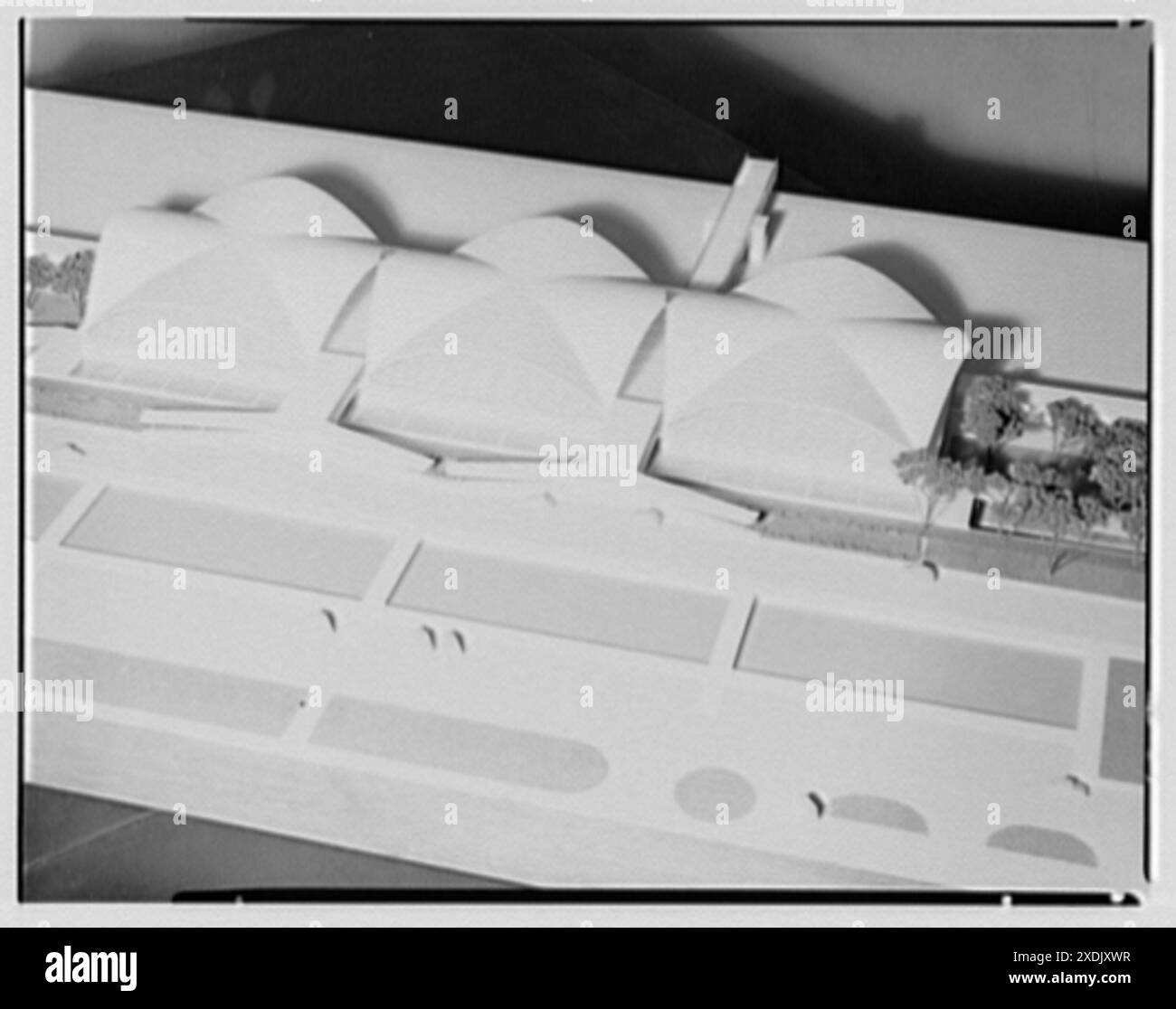 St. Louis Airport model. II. Gottscho-Schleisner Collection Stock Photo ...