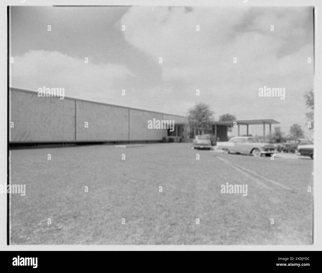 Texas Instrument Co., Houston, Texas. View to entrance. Gottscho ...