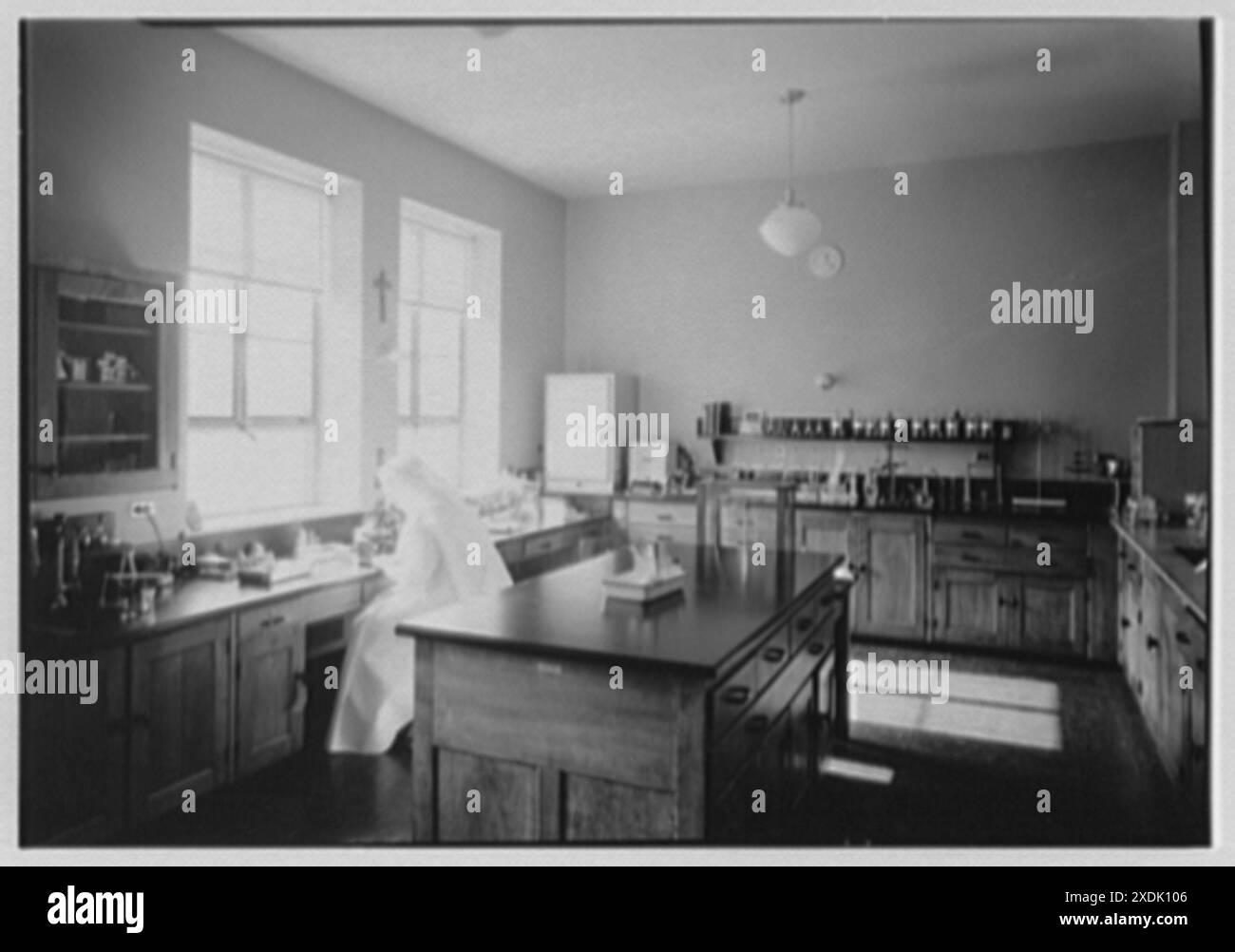 St. Joseph's Hospital, Stamford, Connecticut. Laboratory. Gottscho ...