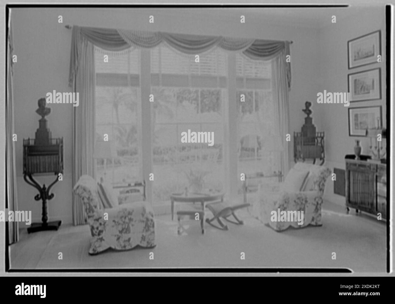 Mrs. H. Mercer Walker, residence in El Vedado, Palm Beach, Florida ...