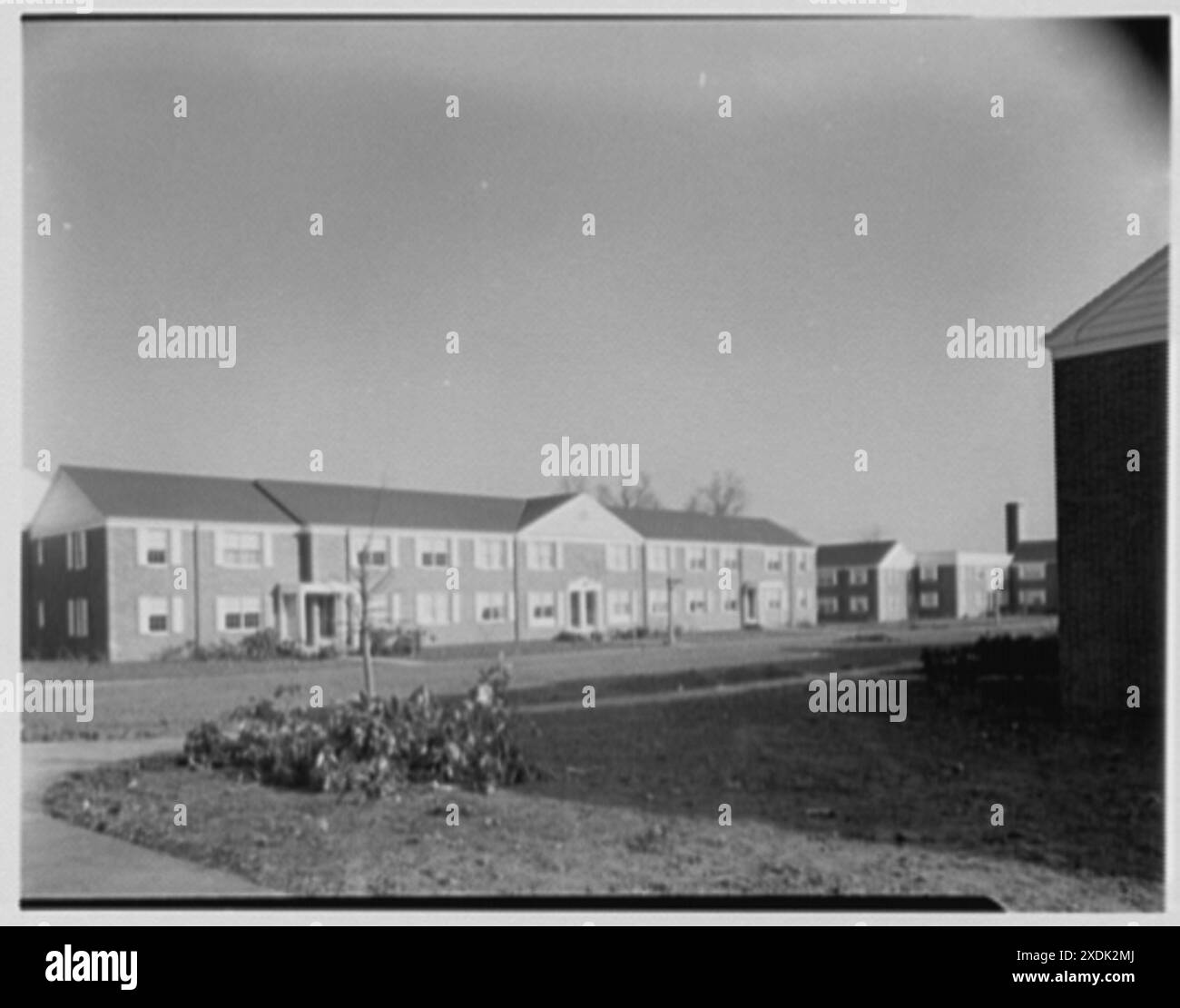 Warren J. Lockwood houses, Roselle, New Jersey. Exterior XI. Gottscho ...