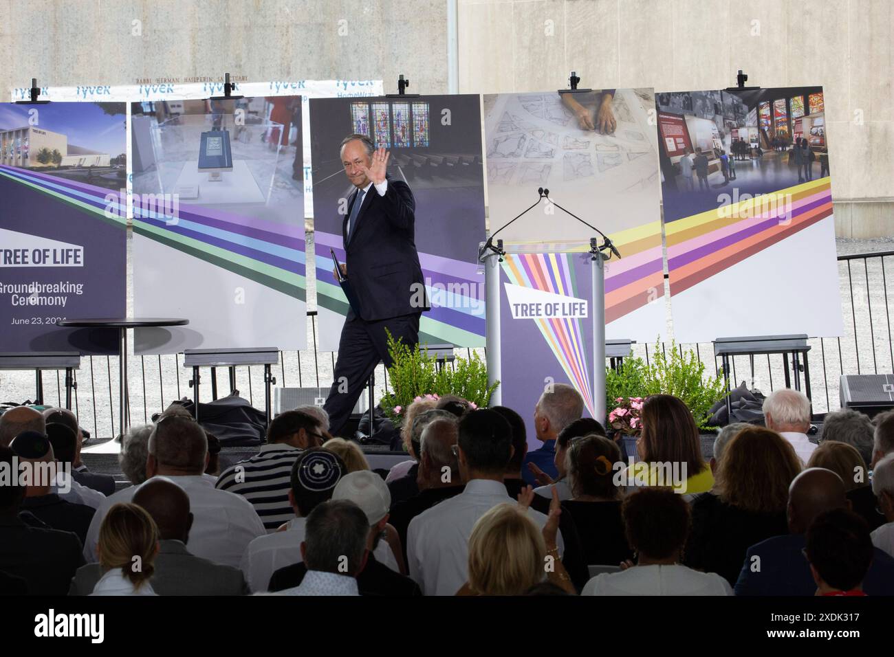 Second gentleman Doug Emhoff waves after giving remarks during the ...