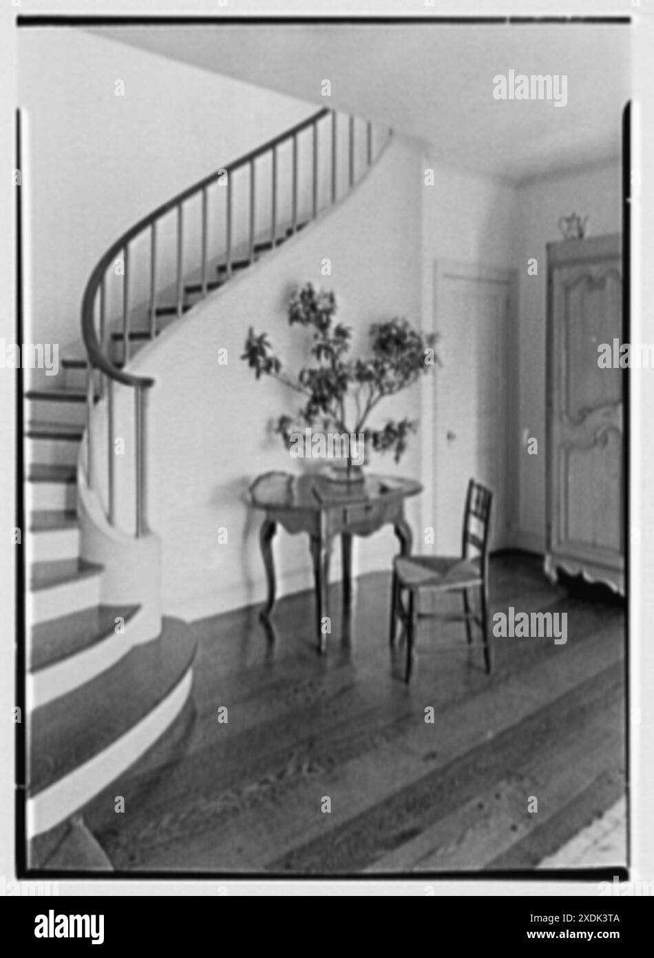 Gerald F. Warburg, residence in Brookville, Long Island. Entrance hall ...