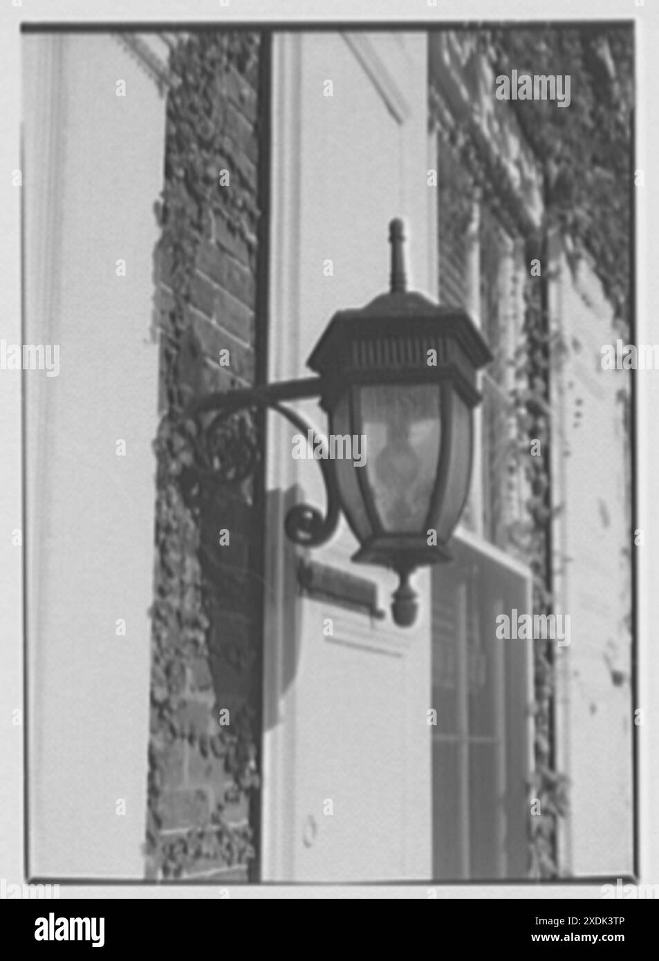 New Castle, Delaware. George Read house, lantern. Gottscho-Schleisner ...